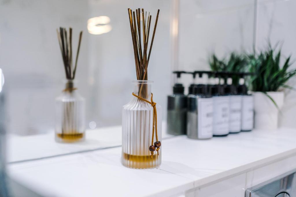 The Axium Suite- Free Parking, Near Station, City Center, Fast Wifi, up ...