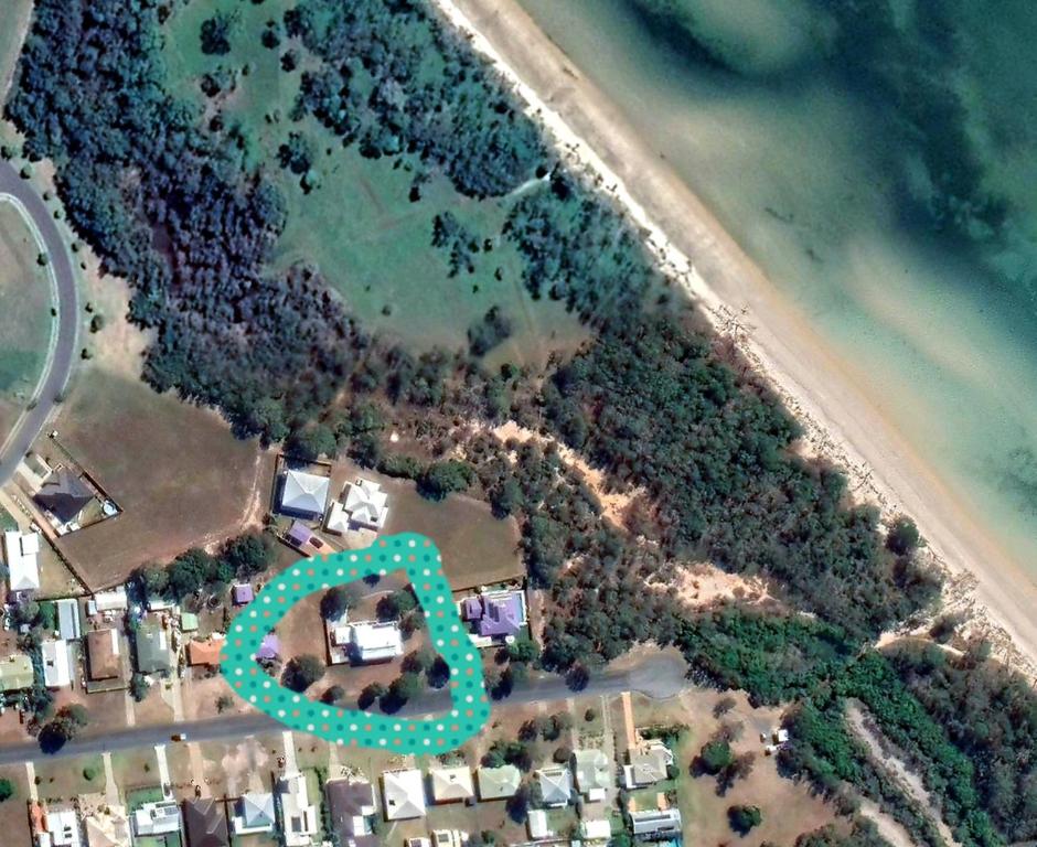Seaside holiday house, Burrum Heads (updated prices 2025)