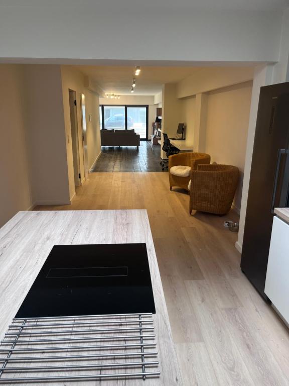 New bright 180m2 appartement,100m from the beach, Middelkerke (updated ...