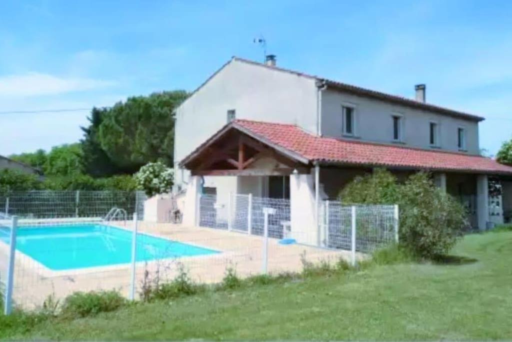 Grande maison, piscine et poêle à bois , à SOUAL, Soual (updated prices ...