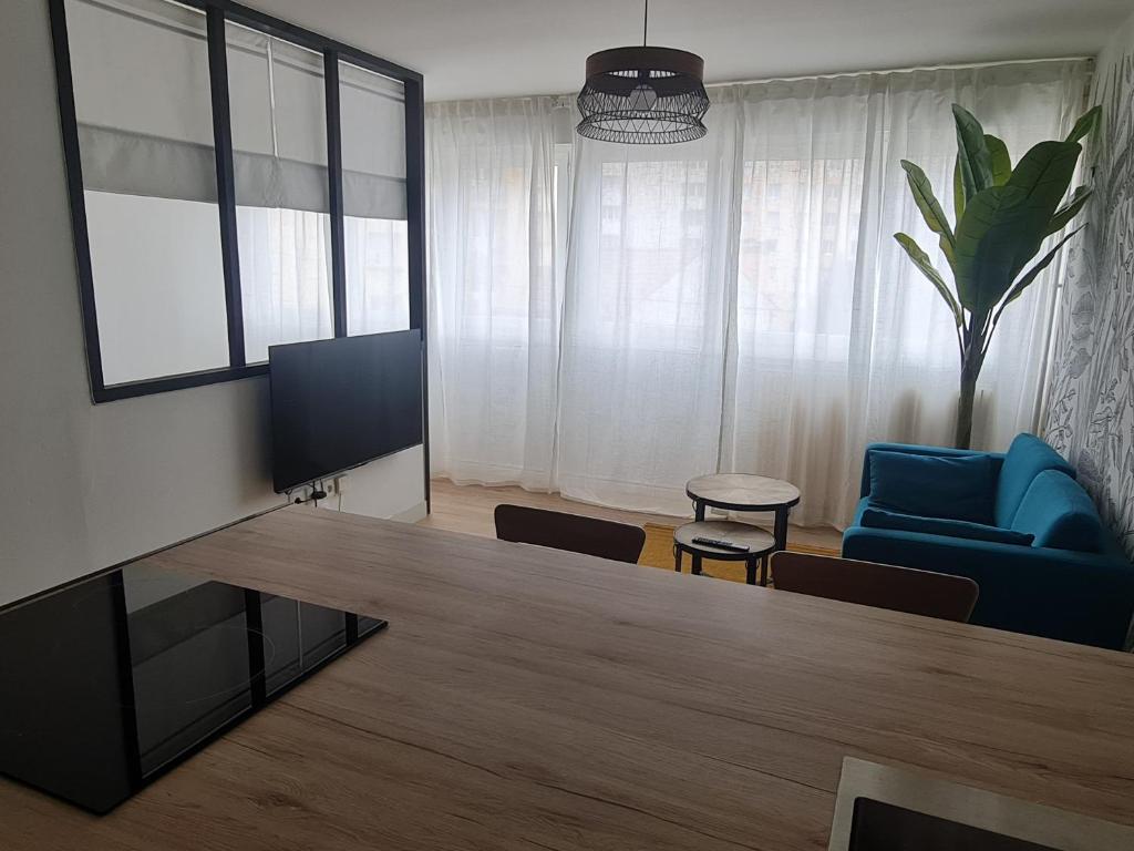 Le Viva, Saint-Étienne (updated prices 2025)