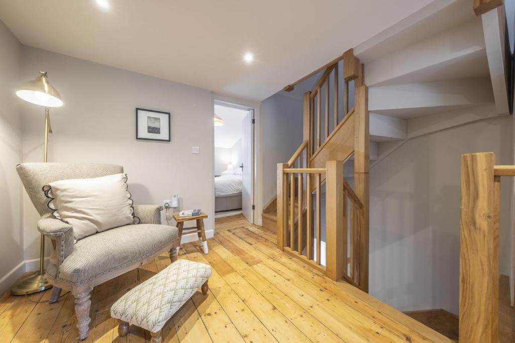 12 Station Road, Holt (updated prices 2025)