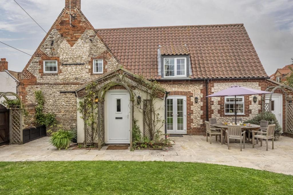 York Cottage, Thornham (updated prices 2026)