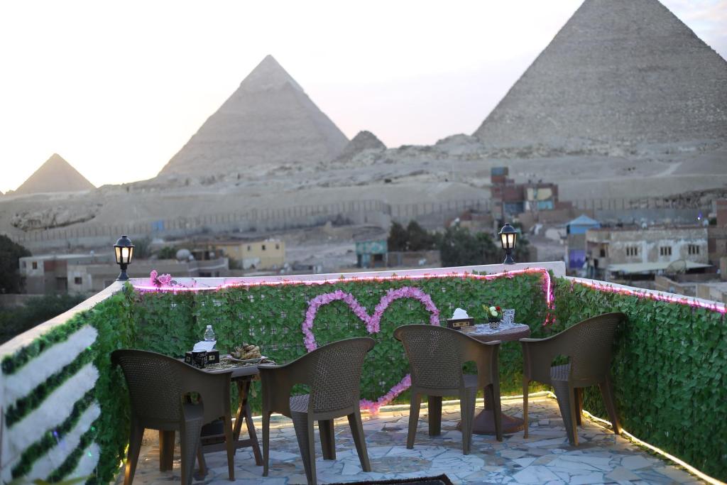 pyramids show view Room, Cairo (updated prices 2025)