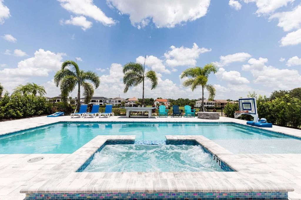 W425J - Tropical Mansion With Themed Bedrooms at Reunion, Kissimmee ...