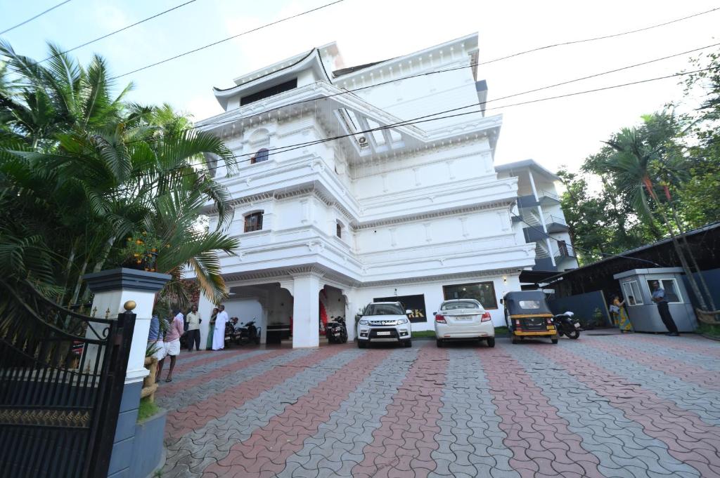 HOTEL SKY PARK, Mattanūr (updated prices 2025)