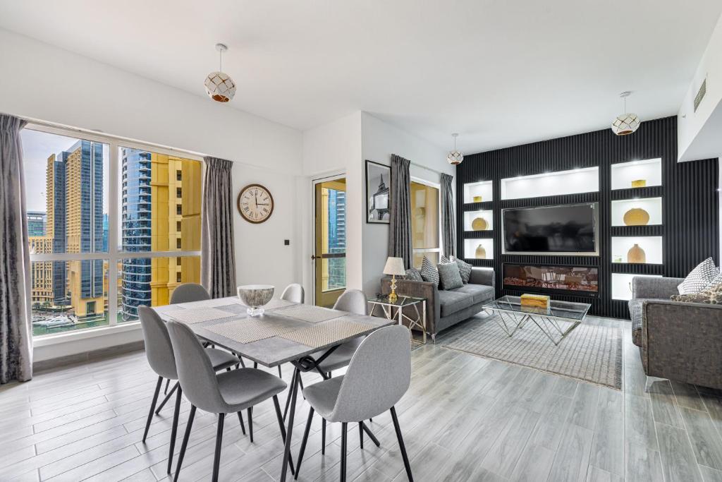 Upgraded 3 bedroom at JBR with Jacuzzi, Dubai (updated prices 2025)