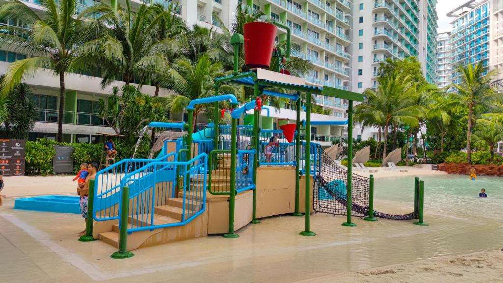 Azure Pool View Unit in Parañaque, Manila (updated prices 2025)