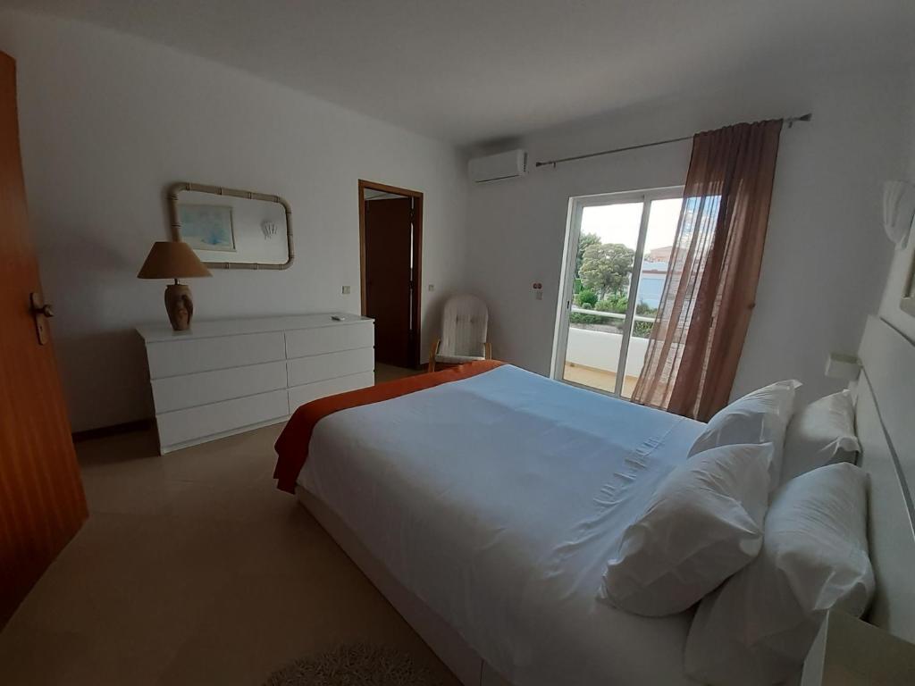 8B Villa Gaivota Ferragudo Terrace, Ferragudo (updated prices 2024)