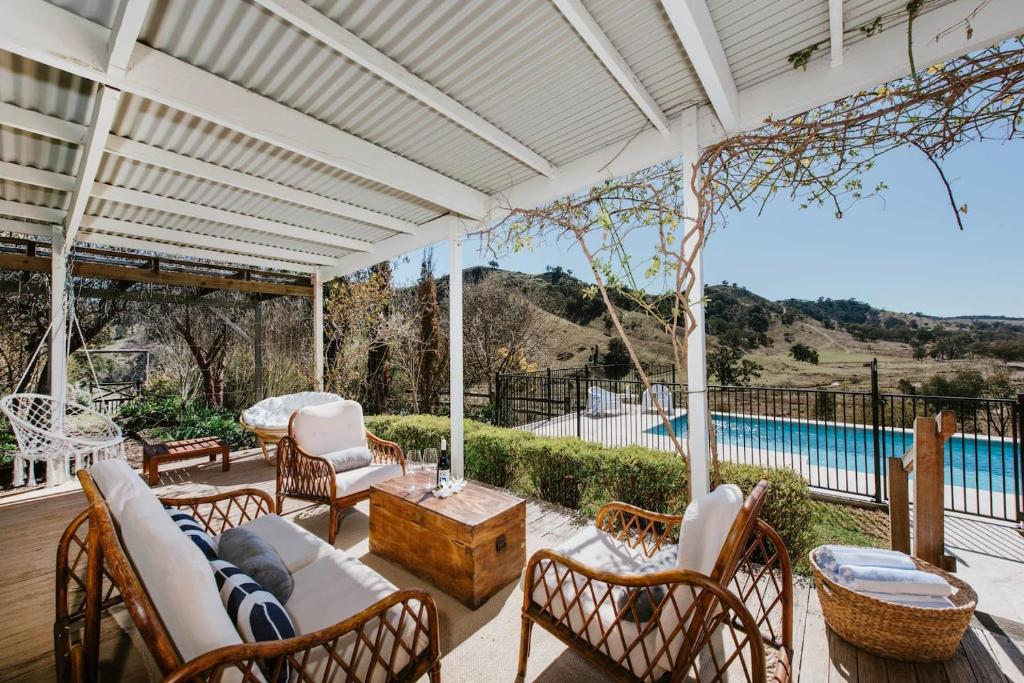 Seven Tree Hill - An Enchanting Family Homestead, Mudgee (updated ...