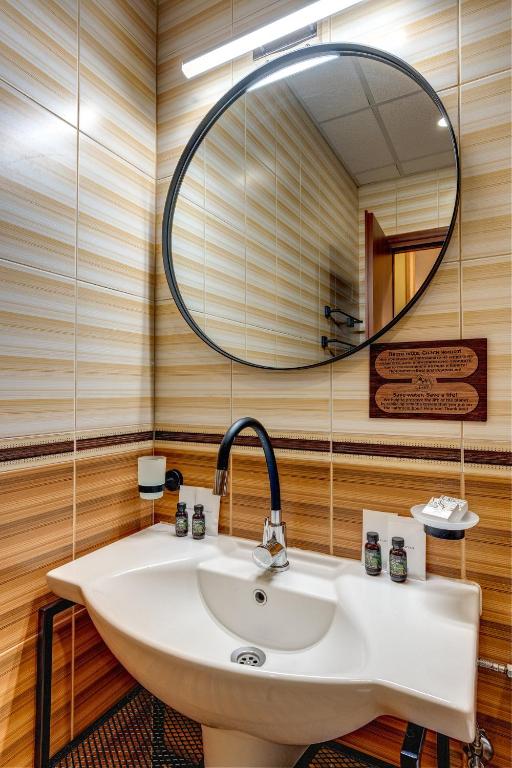 Mountain Lake Hotel, Smolyan (updated prices 2025)