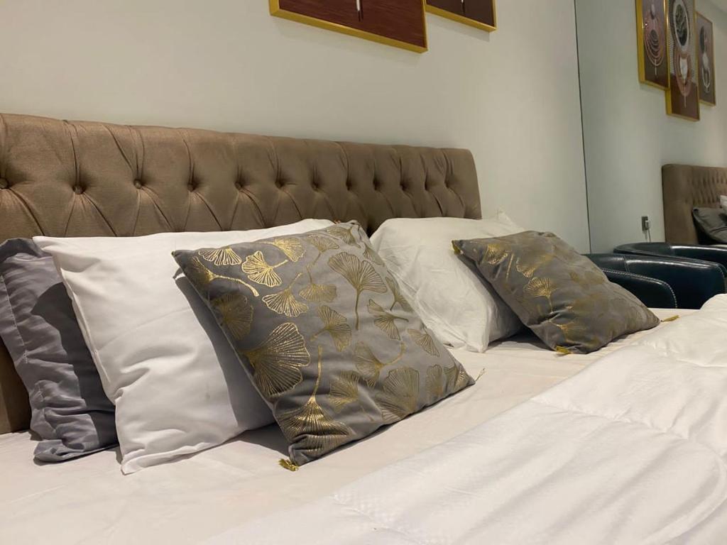 Premium studio the signature, Accra (precios actualizados 2025)