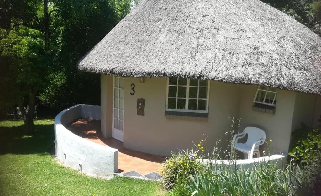 Inviting 1-Bed Cottage in Underberg, Underberg (updated prices 2025)