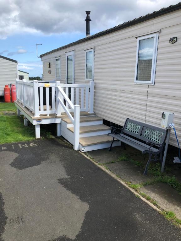 Jules Holiday Caravan, Hartley (updated prices 2025)