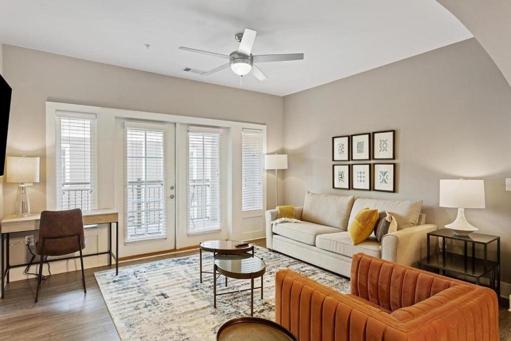 Landing Modern Apartment with Amazing Amenities (ID3526), Charleston ...