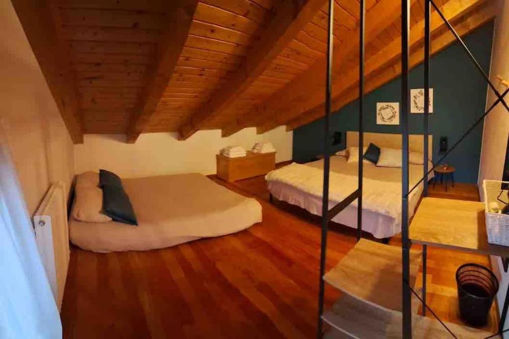 Hisa Karletavi, Stolvizza (updated prices 2024)