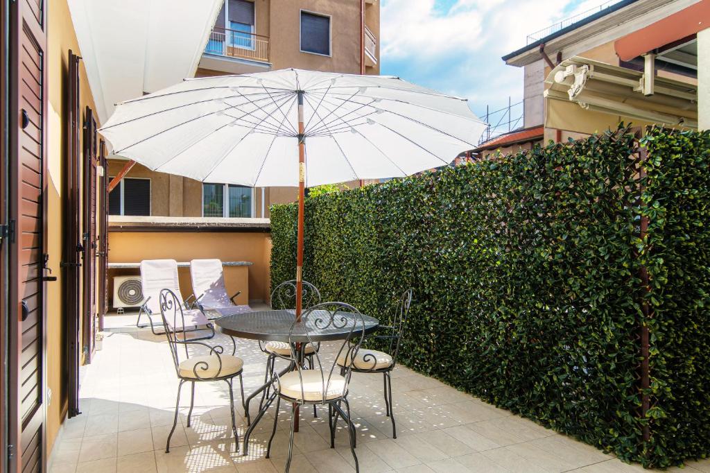 Diaz 67 Secret Terrace - The House Of Travelers, Como (updated prices 2025)