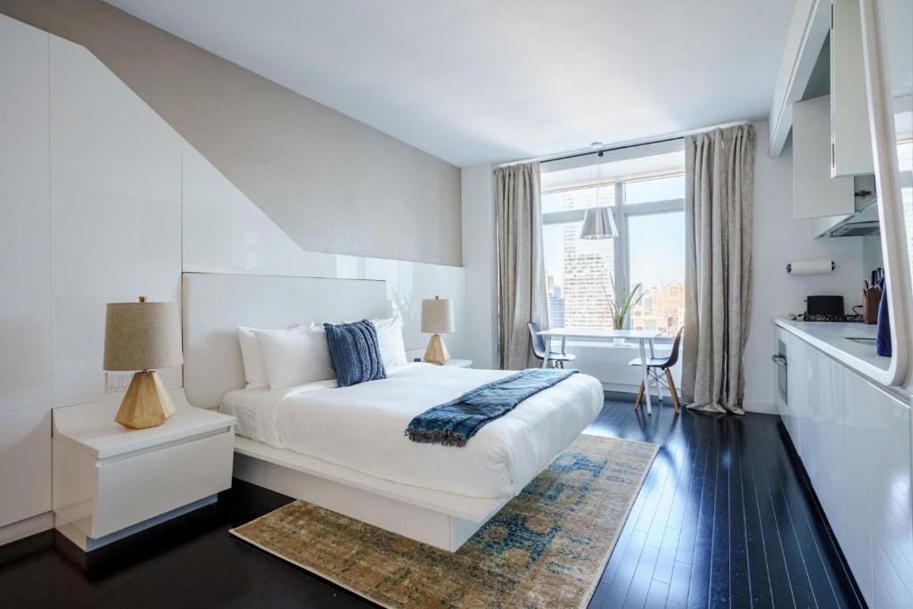 Blueground Tribeca lounge nr WTC NYC-1375, New York (updated prices 2025)