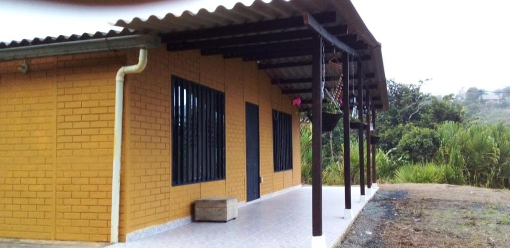 Hermosa casa campestre en zona rural, Pavas (updated prices 2025)