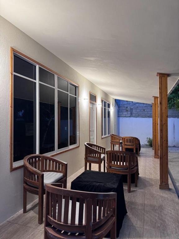 INFINITE LAGOON, Mandhoo (updated prices 2024)