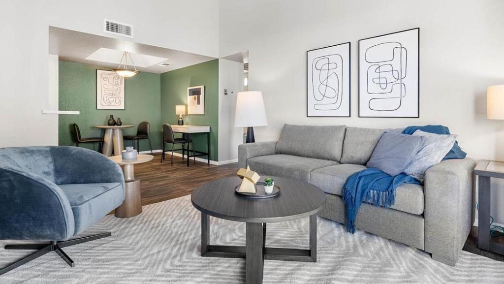 Landing Modern Apartment with Amazing Amenities (ID8013X53), Tempe ...
