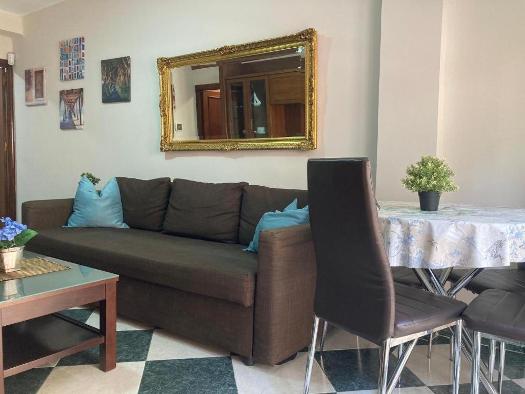 CALU Homes cerca de estación de tren, Málaga (updated prices 2024)