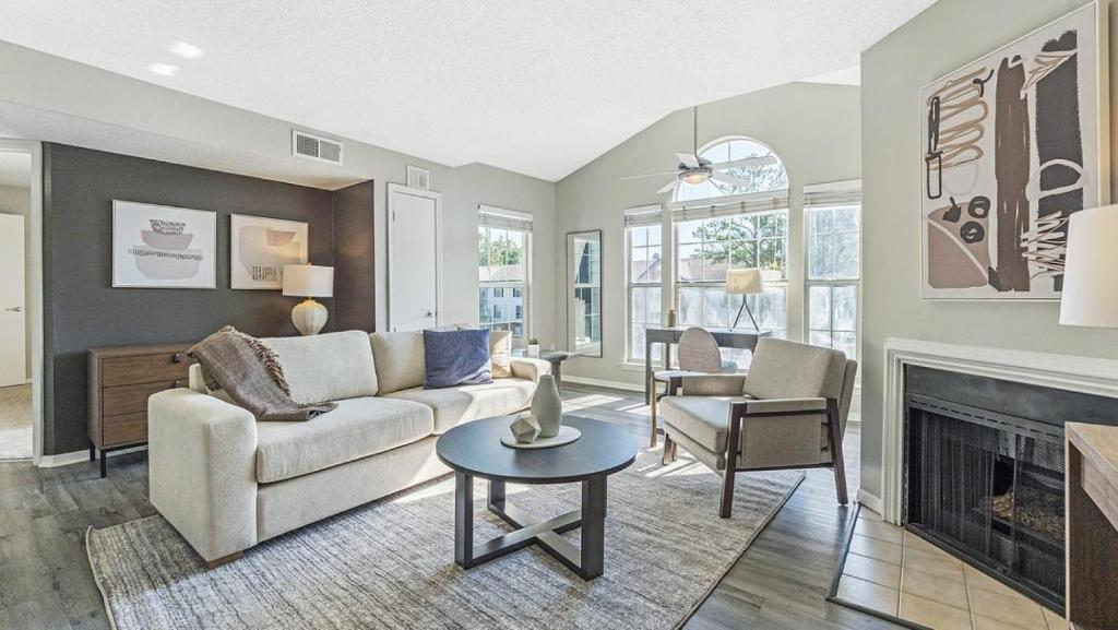 Landing - Modern Apartment with Amazing Amenities (ID8404X94), Cordova ...