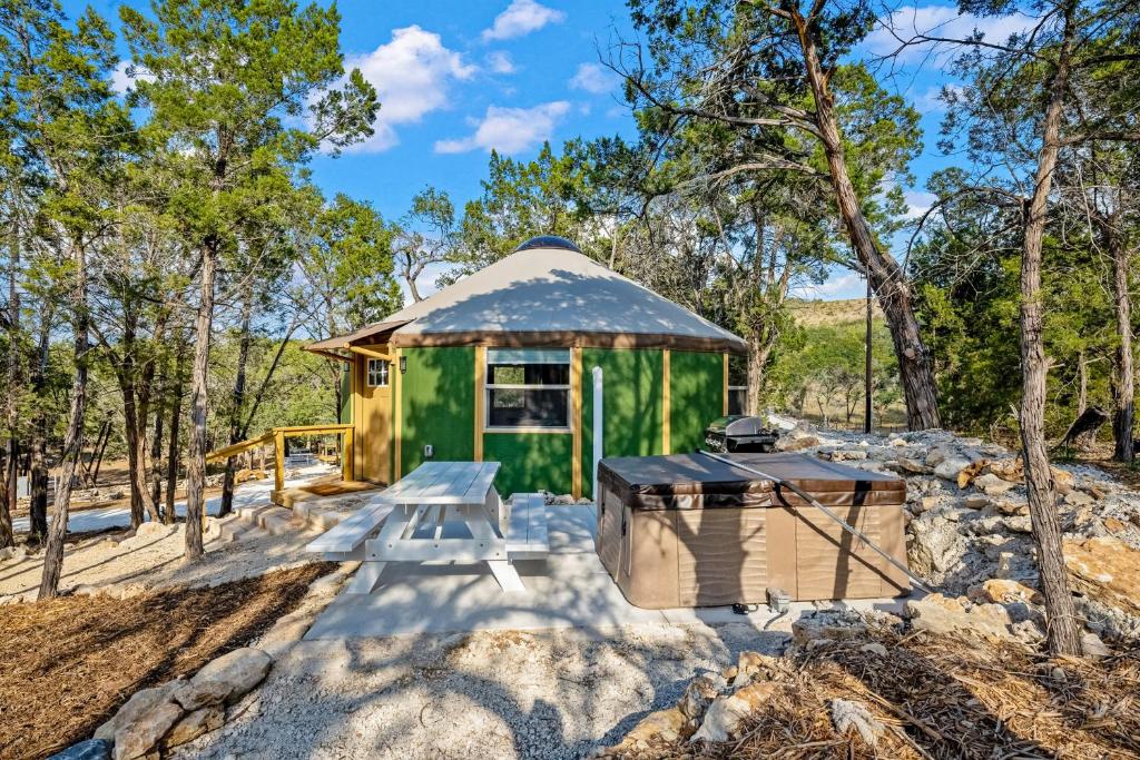 Beaumont - Freedom Yurt Cabins, Canyon Lake (updated prices 2025)