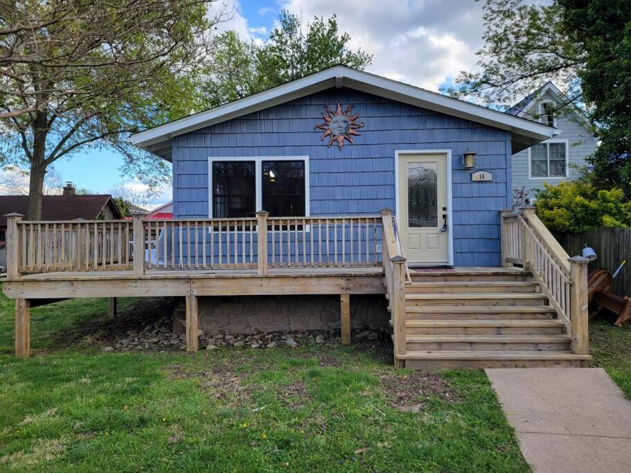 Bungalow Private Beach & Dock Colonial Beach Water, Colonial Beach ...