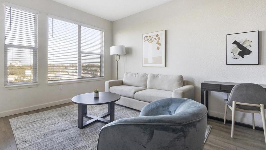 Landing - Modern Apartment with Amazing Amenities (ID1283X577), St ...