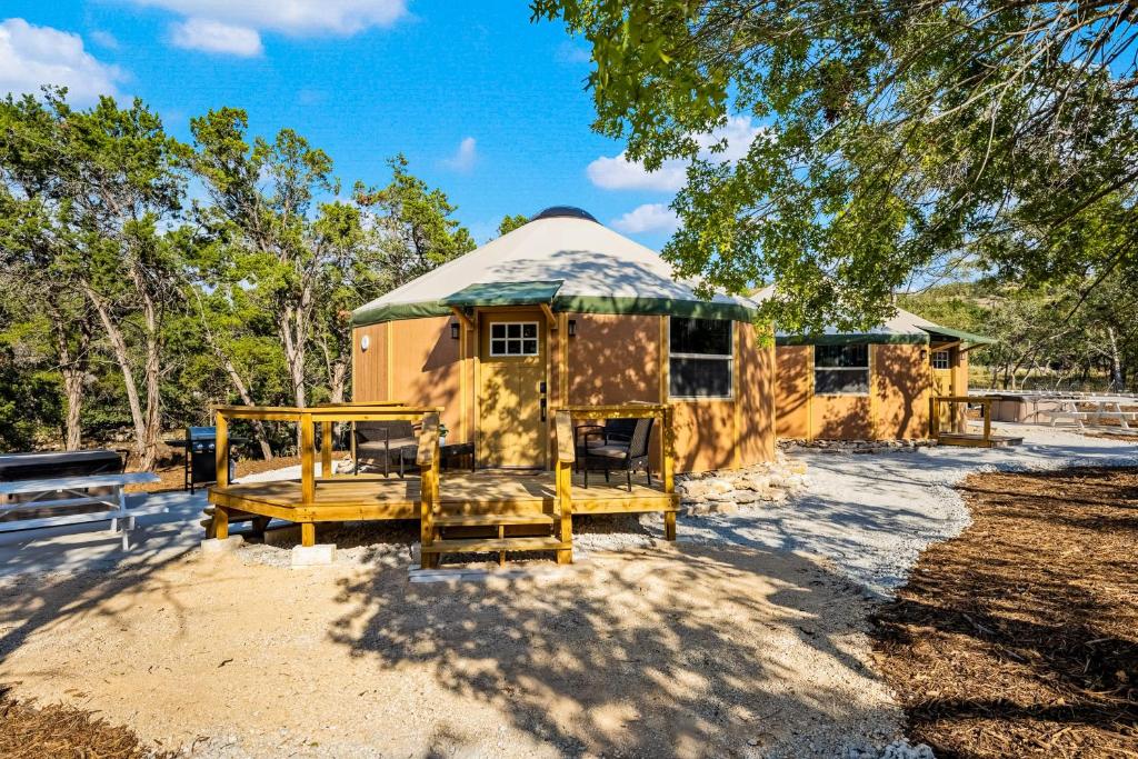 Stetson - Freedom Yurt Cabins, Canyon Lake (updated prices 2025)