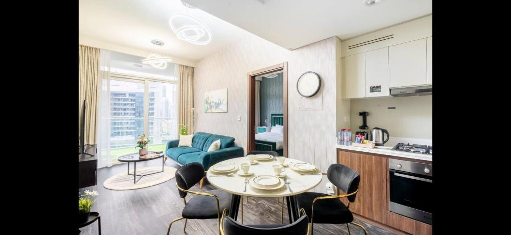 Apartment Luxury 2 Bedroom With Burj Khalifa View, Dubai, UAE - Booking.com