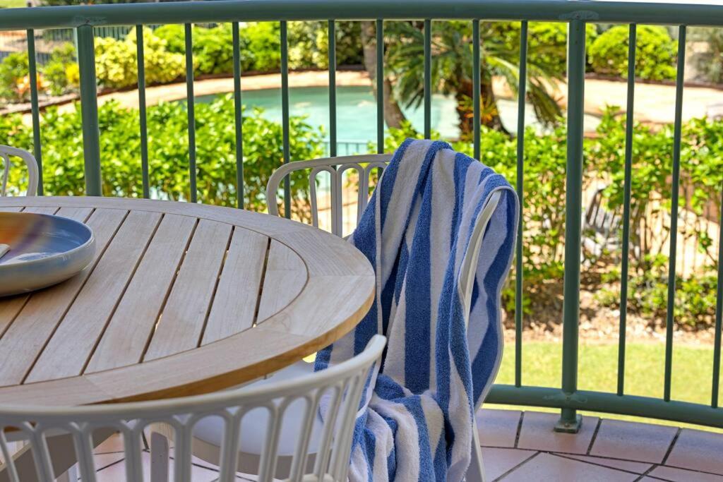 Luxury on the Beach Surfside Resort -Sunshine Coast, Buddina (updated ...