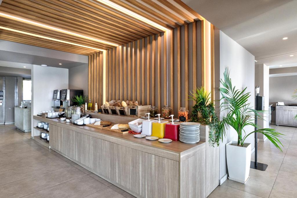 White Olive Premium Lindos, Pefki (updated prices 2025)