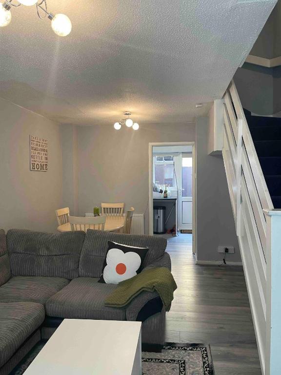 Stylish 2 bedroom house Edgware, Barnet, Hendon (precios actualizados 2024)