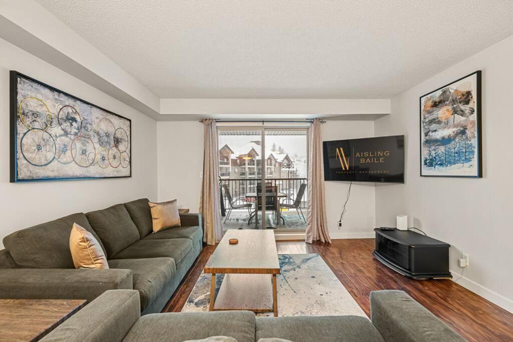 Lakeside Memories, Pool, Hot Tub, Central, Invermere (updated prices 2025)