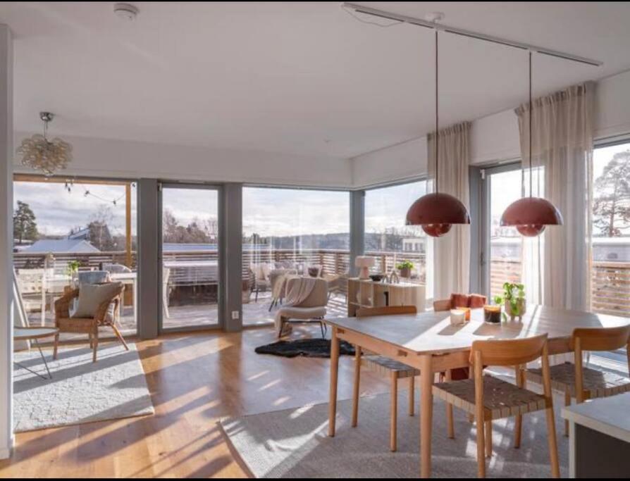 Parhus med havsutsikt och gångavstånd till bad, Värmdö (preços ...