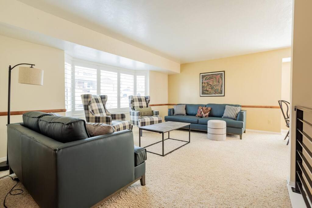 Spacious 6 BR Extended Stay, North Salt Lake (updated prices 2026)