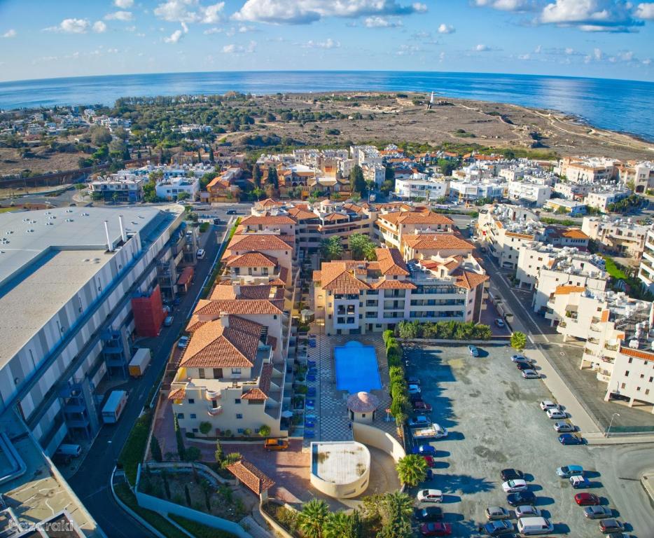 Cyprus Paradise Island Queens Gardens Apartament, Paphos City (updated ...