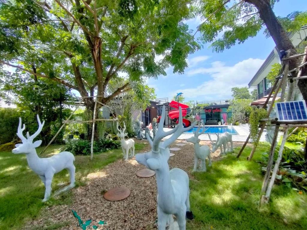 Intouch Poolvilla, Cha Am (updated prices 2025)