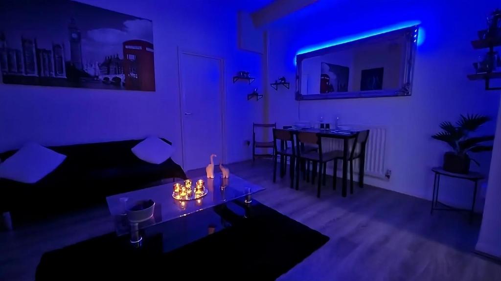 Birmingham City Centre One Bedroom Apartment - FREE Parking, FREE ...