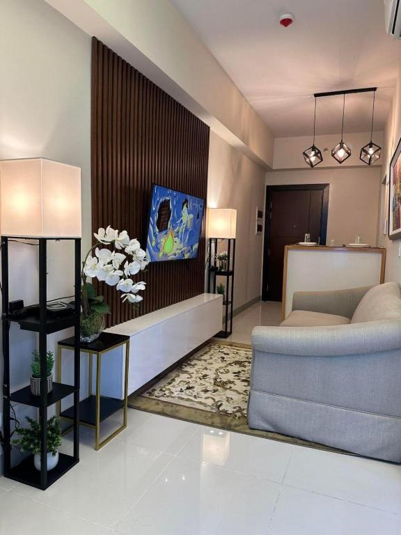 Grand Properties, Manila (updated prices 2025)