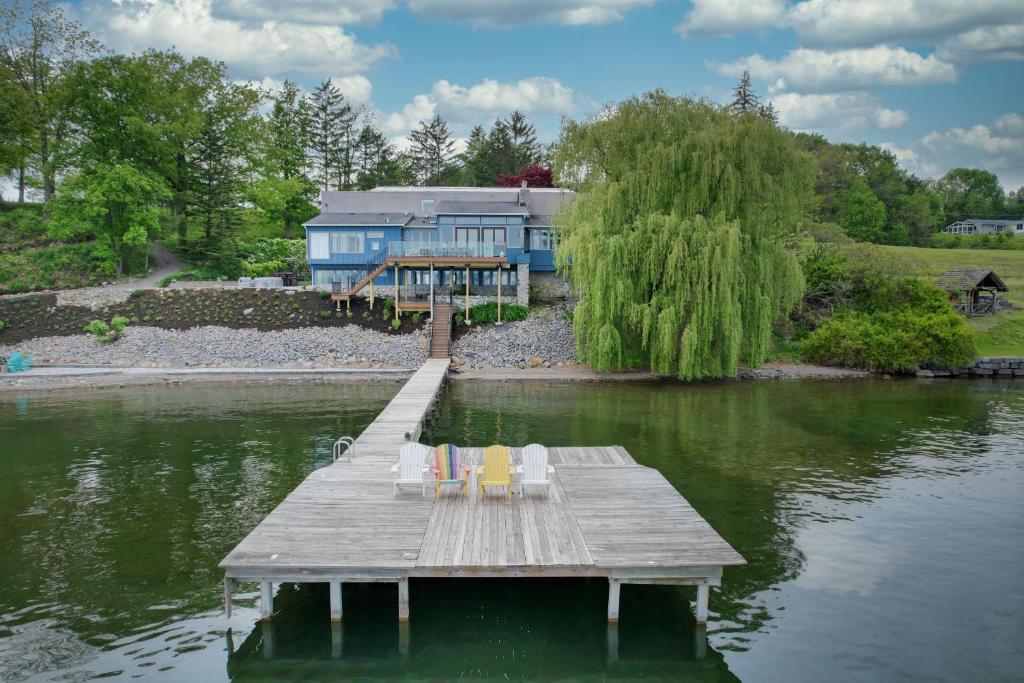 Private Breathtaking Lake House on Cayuga lake, Romulus (updated prices ...
