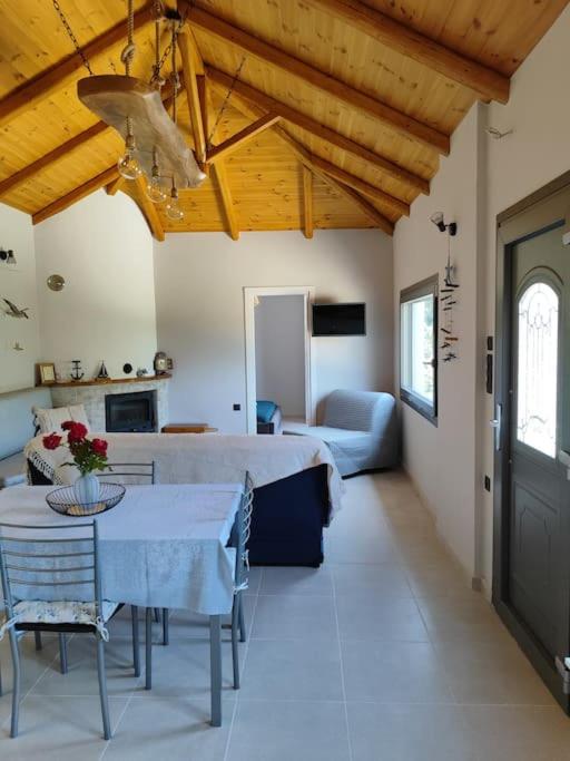 Fofi's House, Agii Saranta (updated prices 2026)