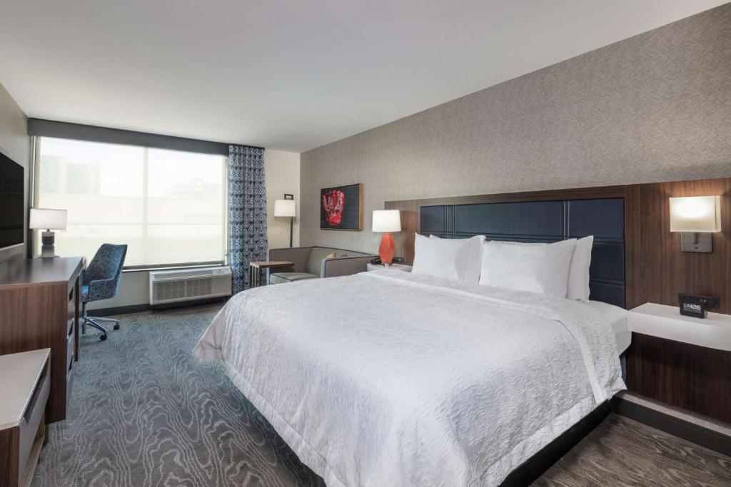 Hampton Inn & Suites Fort Wayne Downtown, Fort Wayne (updated prices 2025)