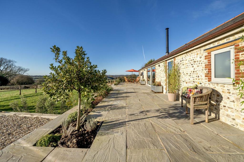 Yawlings, Holditch (updated prices 2026)