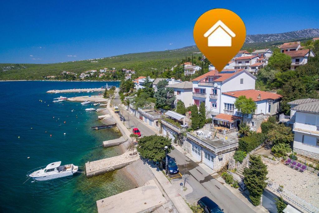 Direkt am Strand mit Meerblick, Jadranovo (updated prices 2025)