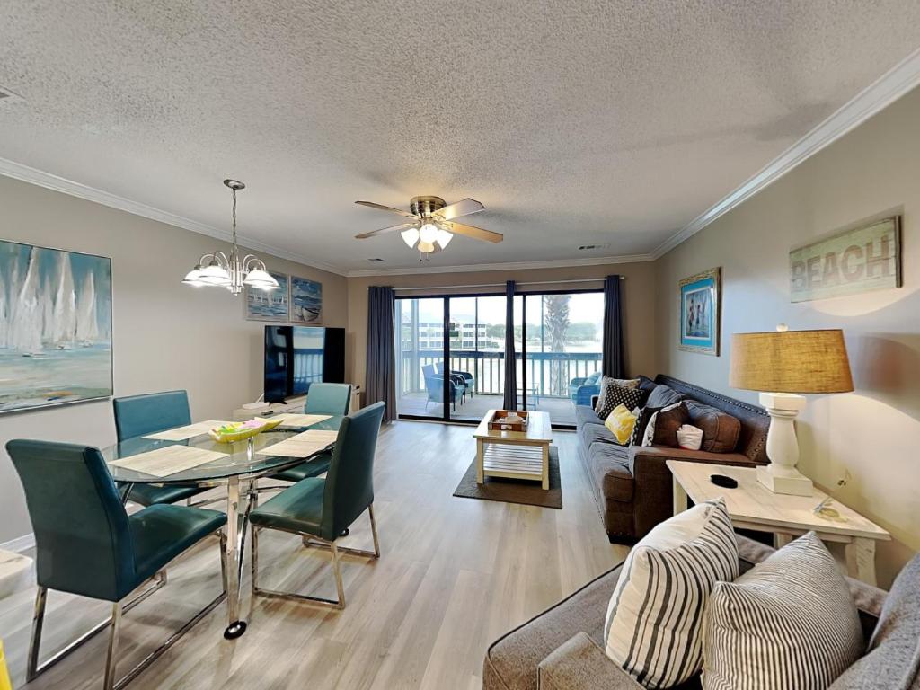 Seascape Lakefront Villas #231, Destin (updated prices 2025)