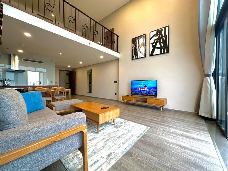 Duplex Apartment at PentStudio Westlake - 2H Homestay, Hanoi (updated ...