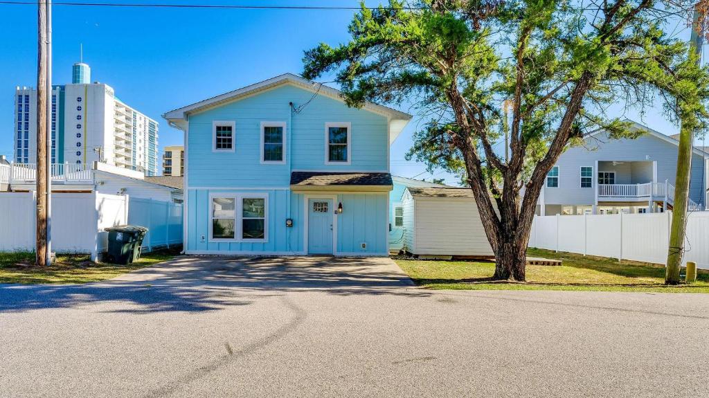 High Tide - 3rd Row - Crescent Beach Section, Myrtle Beach (updated ...